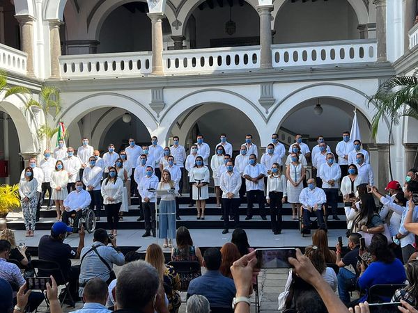 Presenta Patricia Lobeira su gabinete | Crónica del Poder Presenta Patricia Lobeira su gabinete | Crónica del Poder
